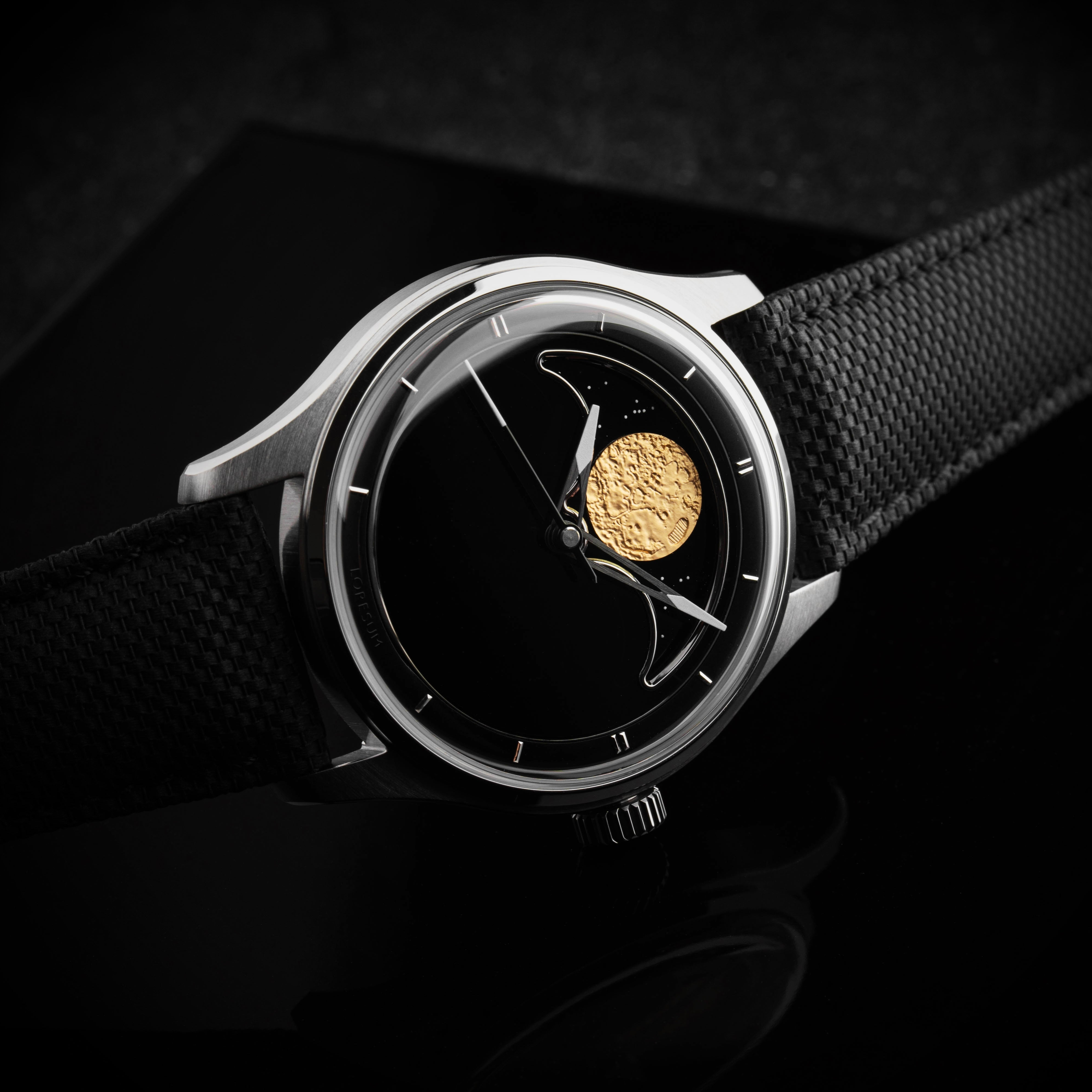 LS04 - The True Moonphase – Loresum Watches